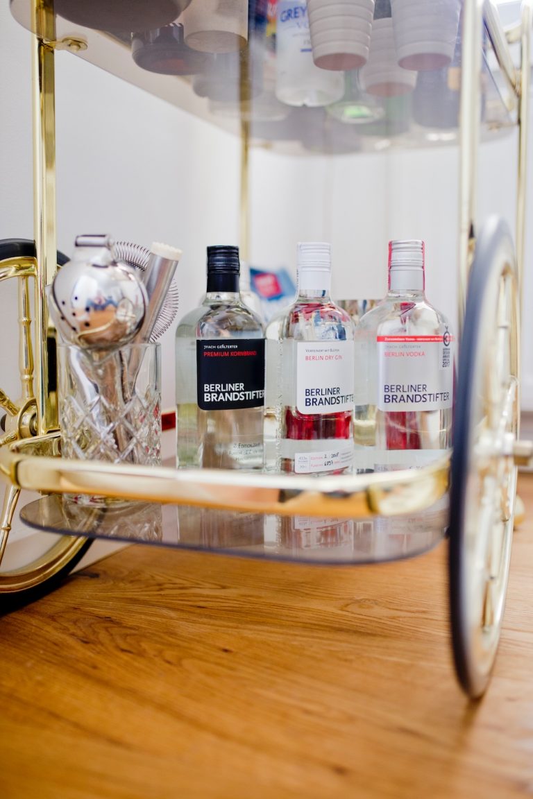 (English) The second hand bar cart - where to find it and how to style it