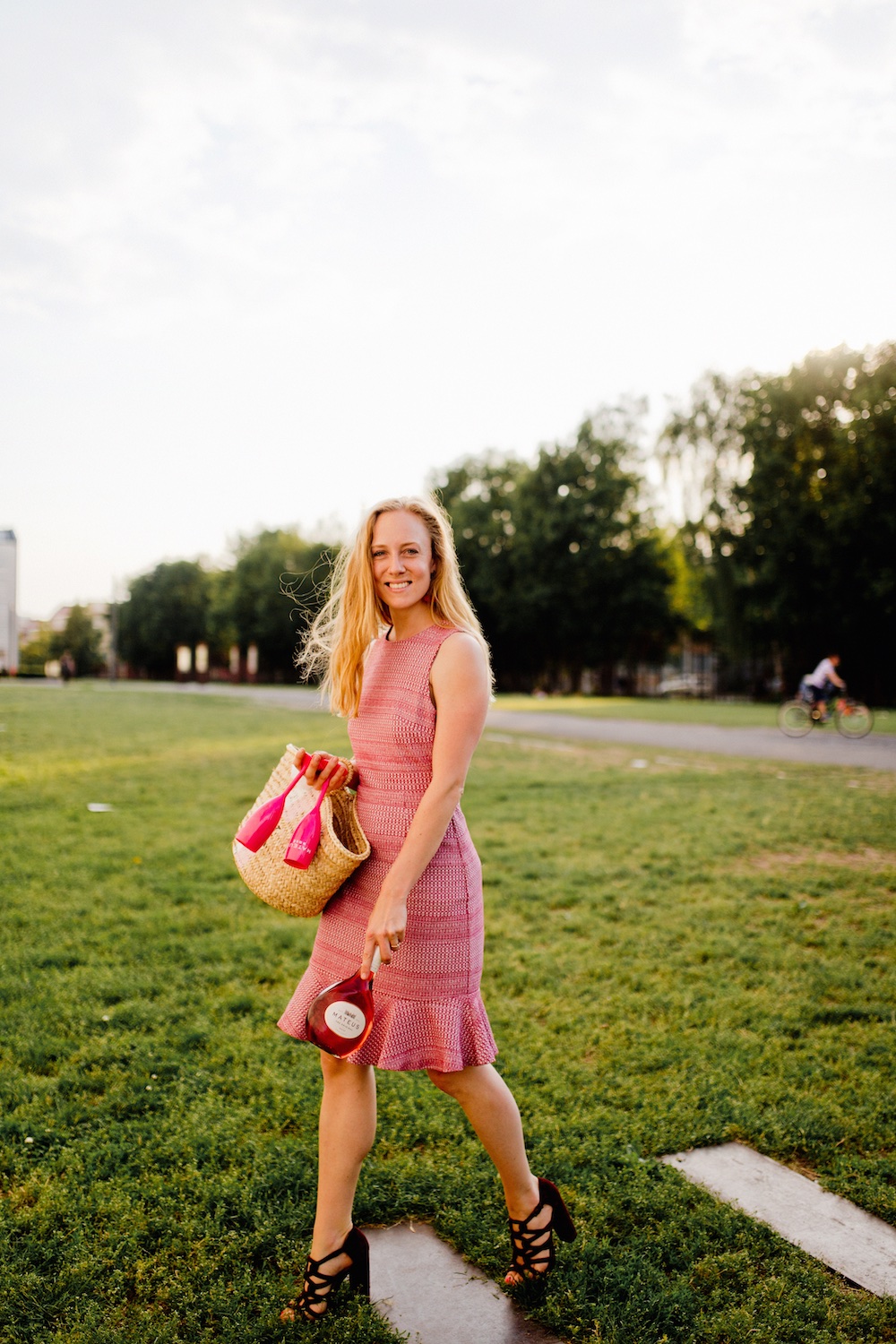 Welcome back, rosé season! Mateus Rosé fruity light sparkling