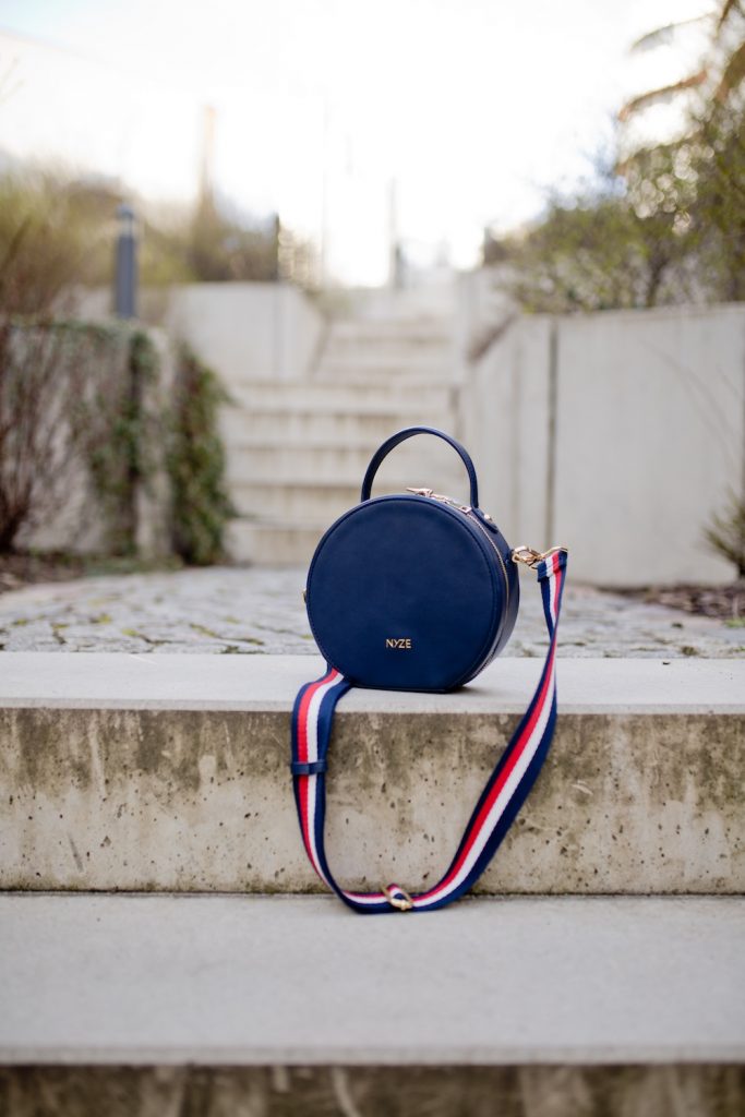 Frühlingsbeginn – eine vegane Crossbodyround von NYZE